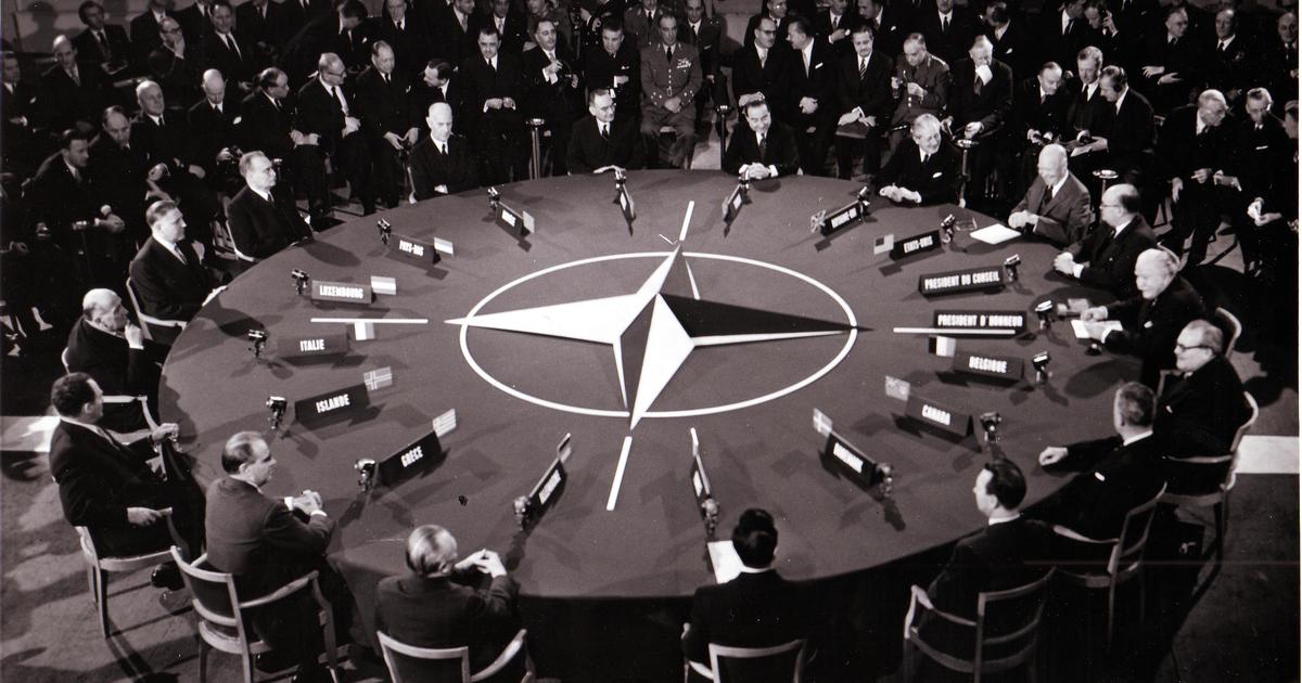 Utemeljen NATO savez - Vojna povijest | Magazin za vojnu povijest